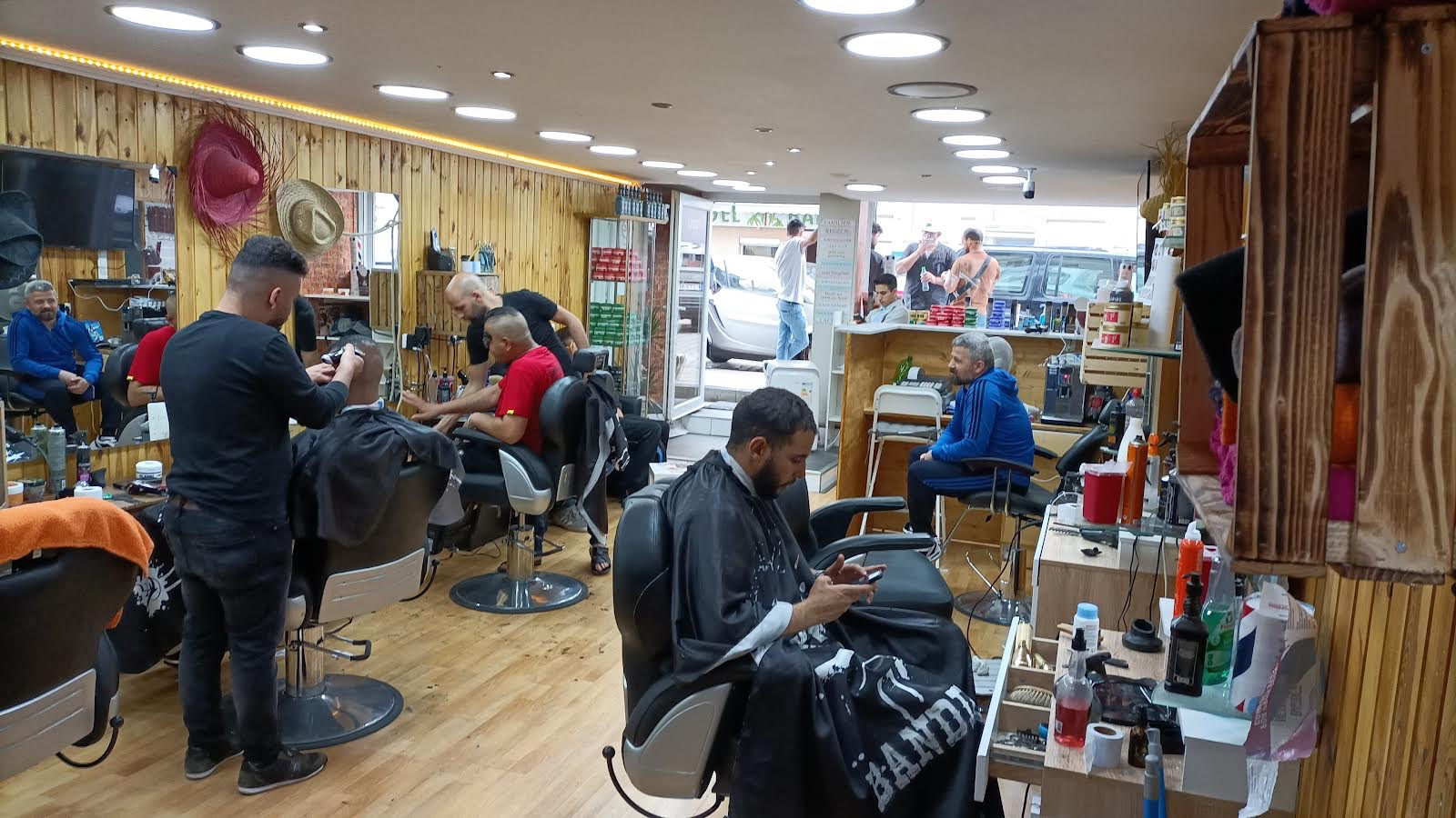 BABA CUT 2023 - Book Friseur appointments online in 20099 Hamburg